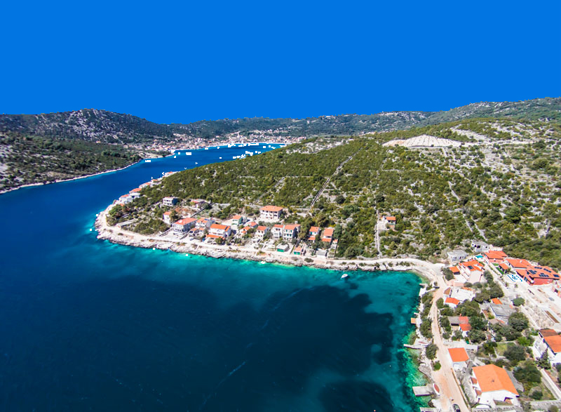 Vinišće | Kroatien Uthyrning - Hus och lägenheter uthyres